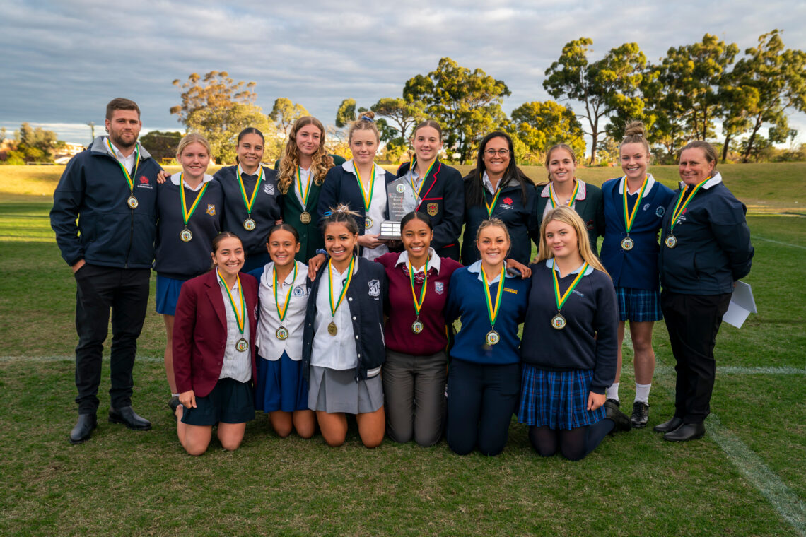AWARDS AND TEAM PHOTOS - GIRLS SEVENS - schoolsrugby.com.au