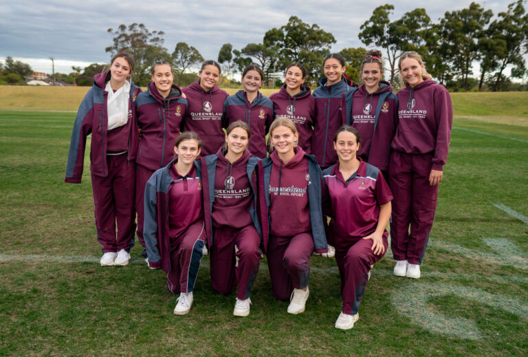 AWARDS AND TEAM PHOTOS - GIRLS SEVENS - schoolsrugby.com.au