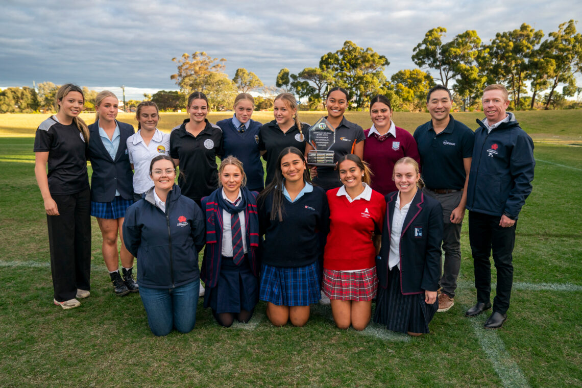AWARDS AND TEAM PHOTOS - GIRLS SEVENS - schoolsrugby.com.au