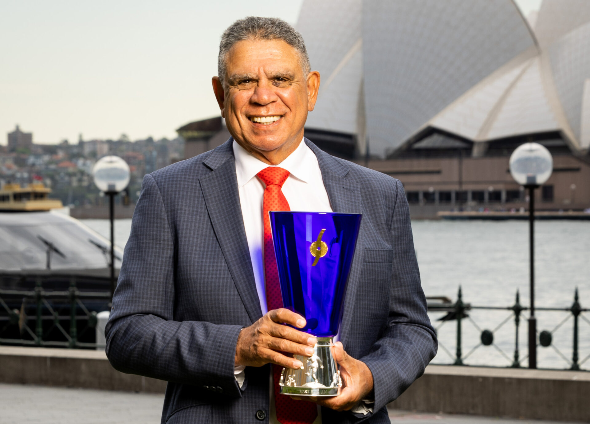 Mark Ella inducted as a ‘Legend of Australian Sport’ - schoolsrugby.com.au